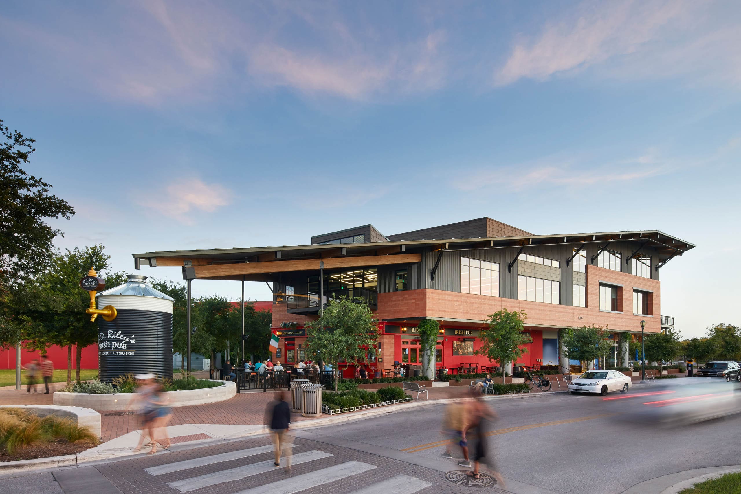 Mueller Diamond Building | Studio8 Architects
