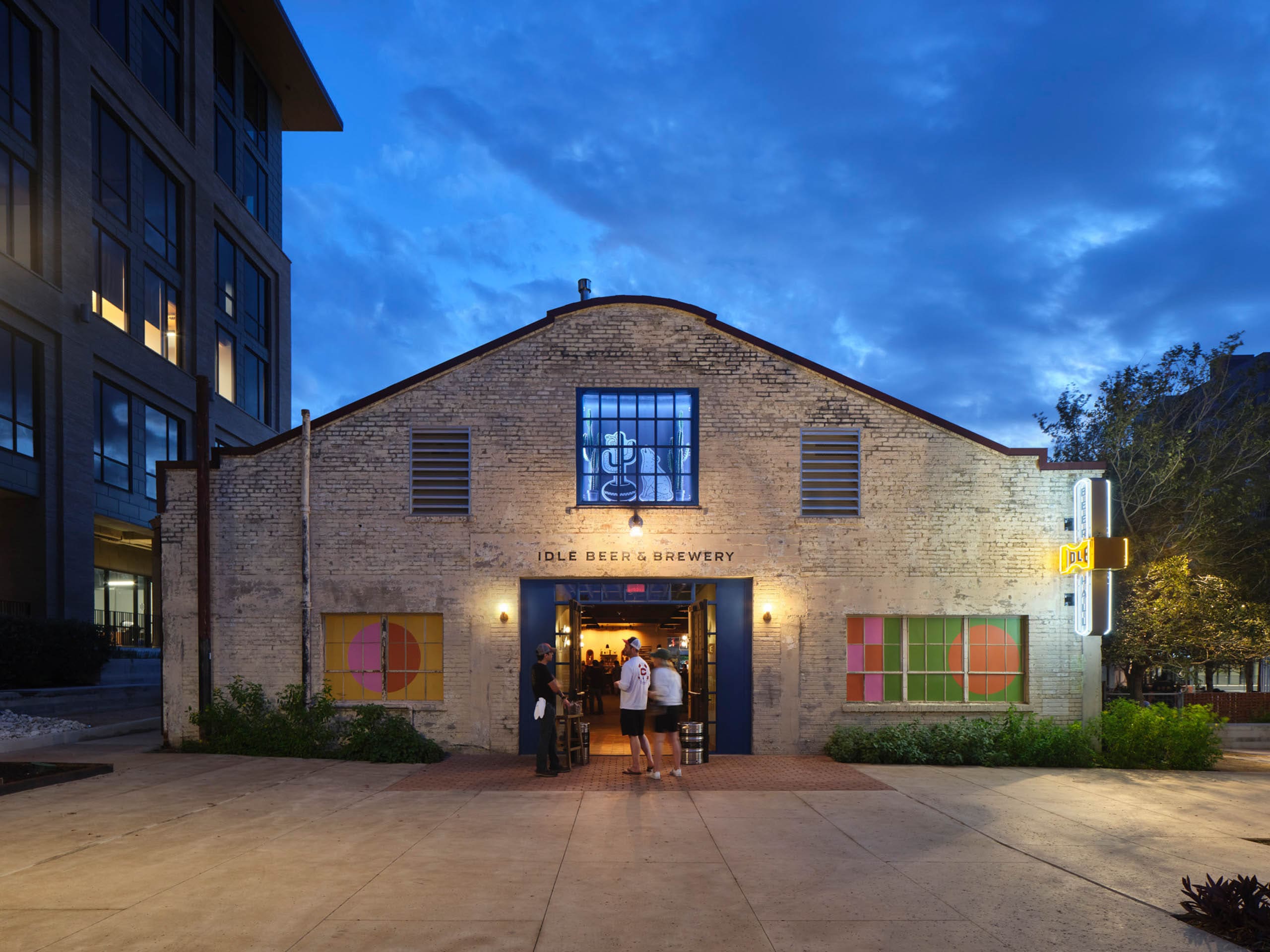 Idle Beer Hall & Brewery | Studio8 Architects